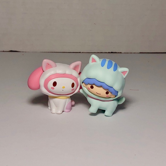 Hello Kitty | Toys | Hello Kitty Blind Box Peekaboo Series Kiki And My ...